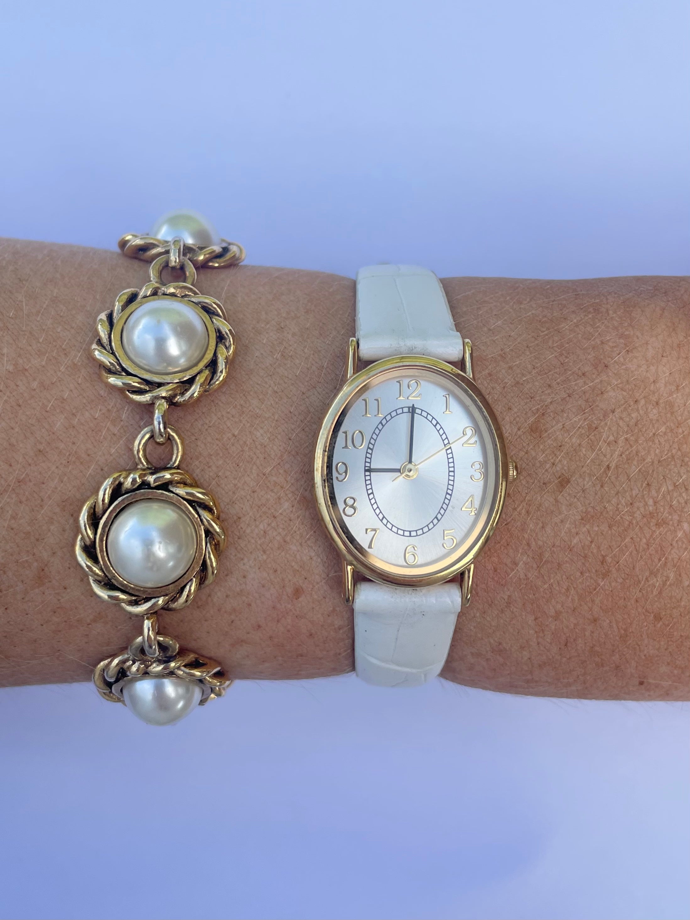 The Kelly Watch – Adored Again